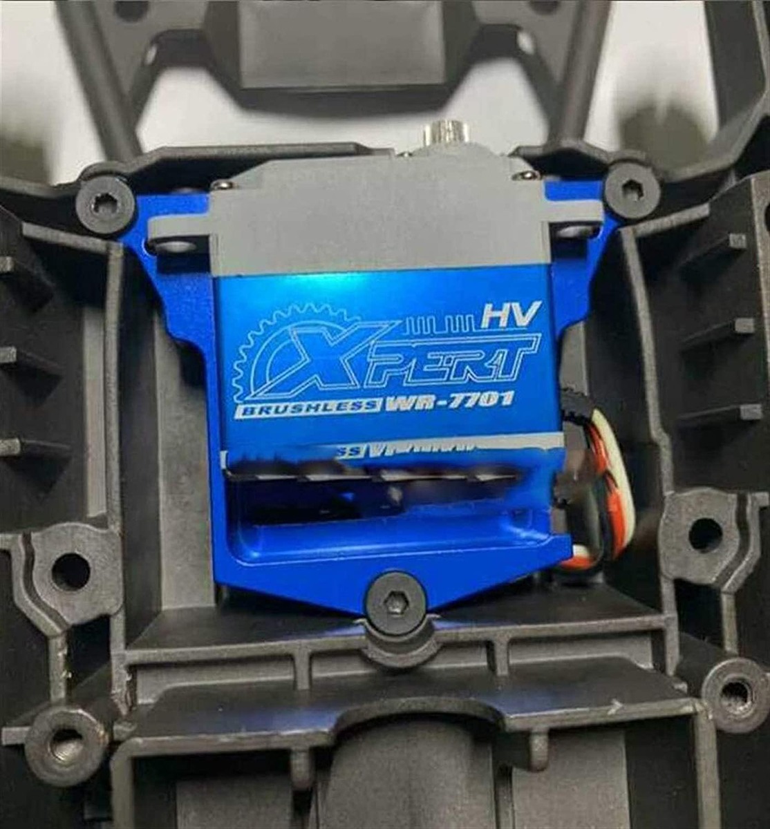 RTW Aluminium X-MAXX/MAXX Servo Mount